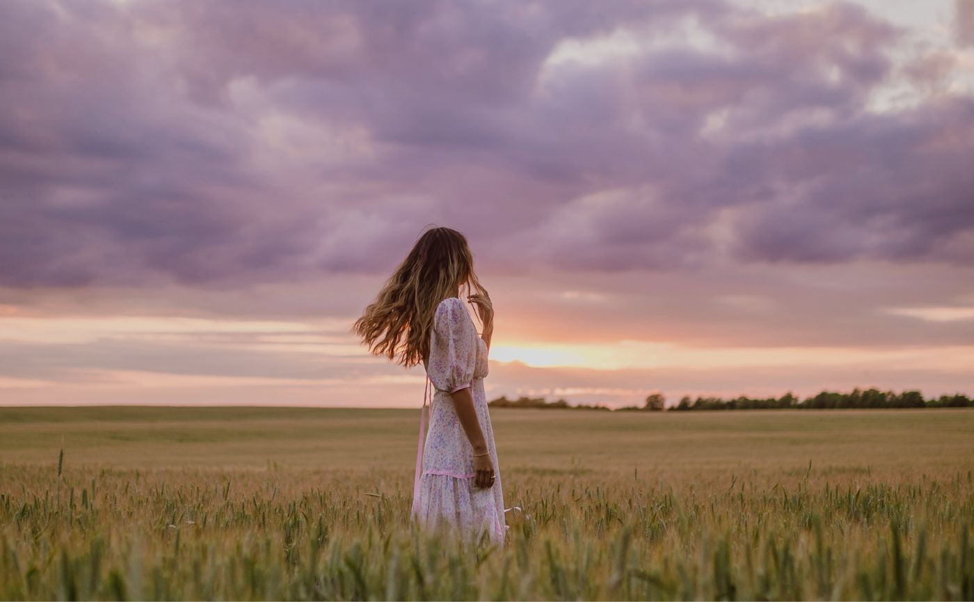 Le Slow Living est-il Compatible avec le Féminisme ? - Le Labo Slow Life